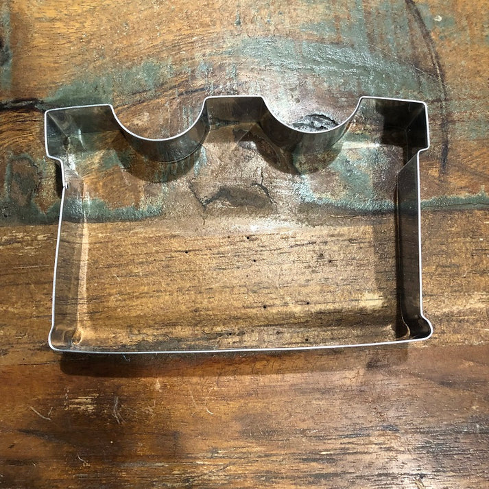 Castle large cookie cutter - Kiwicakes
