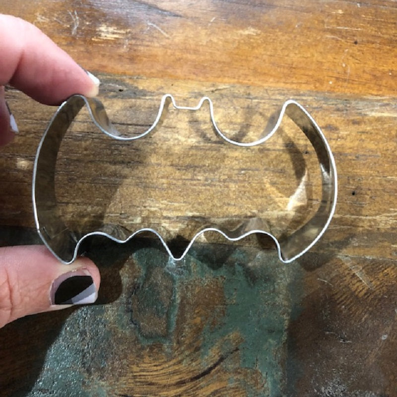 Bat shape cookie cutter - Kiwicakes